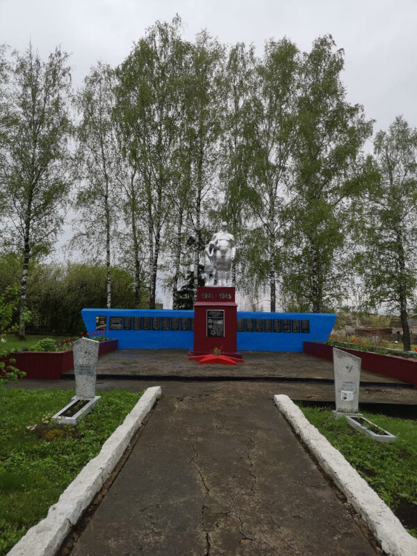 Anıt, heykel Братская могила, Lipetskaya oblastı, foto