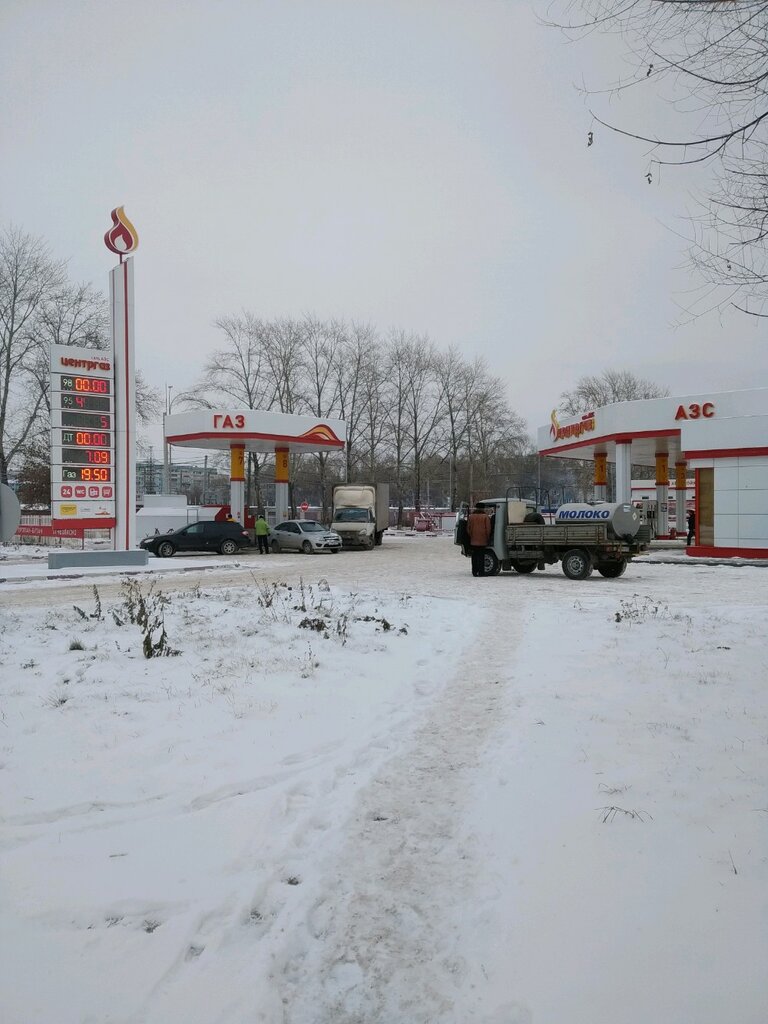 Benzin istasyonu UTsG, Ulyanovsk, foto