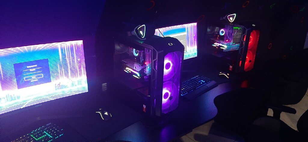 Oyun salonları Cyberpunk Club, Orel, foto