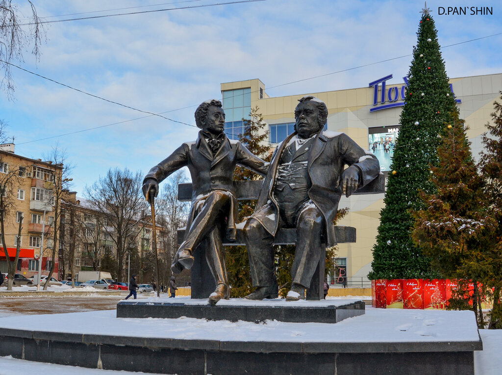 Anıt, heykel А.С. Пушкин и И.А. Крылов, Puşkino, foto