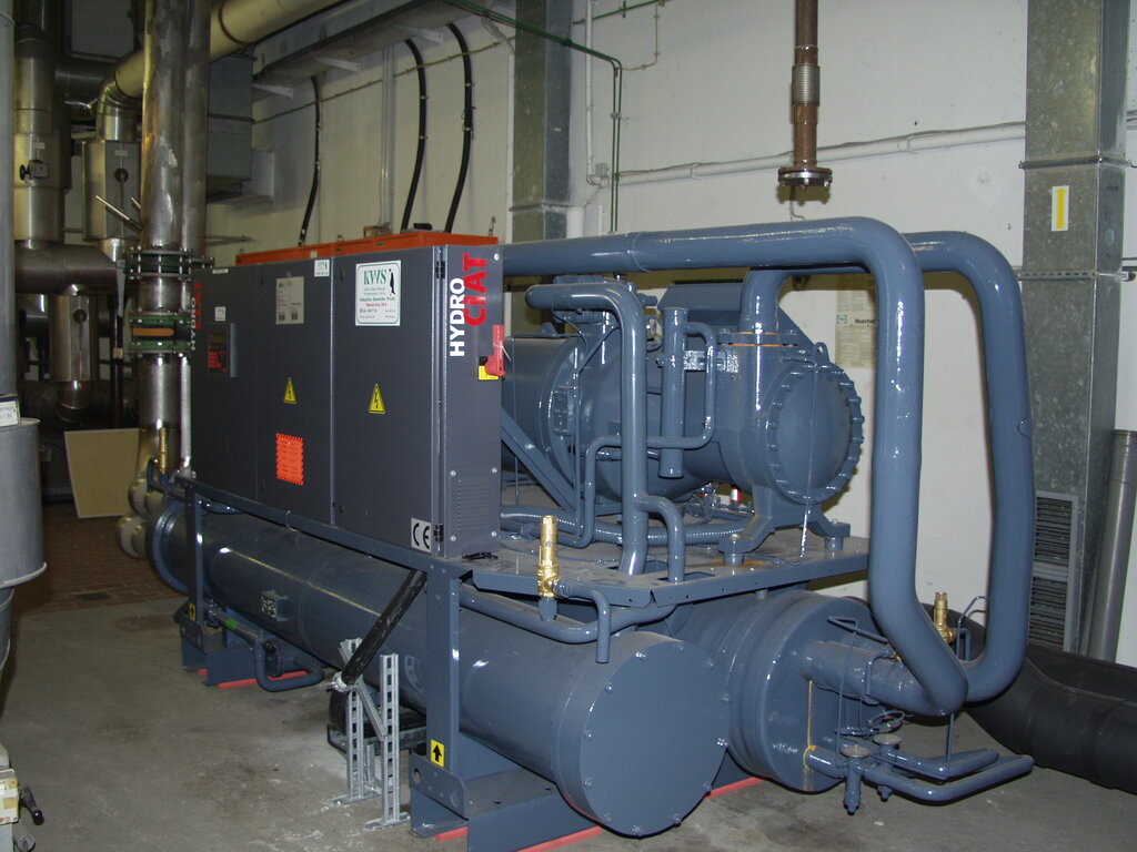 Beyaz eşya mağazaları Kws-, Kälte-Klima-Wärmepumpen- Service GmbH, Hamburg, foto