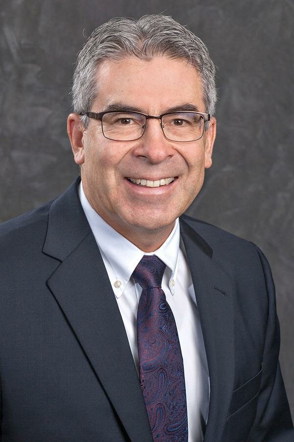 Yatırım fonu firmaları Edward Jones - Financial Advisor: Carl F Maes, Aams™, Arizona Eyaleti, foto