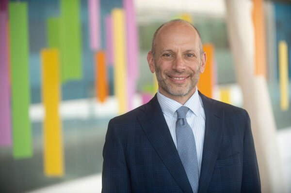 Tıp merkezleri ve klinikler Mark Wulkan, Md, Facs, Faap, Ohio Eyaleti, foto