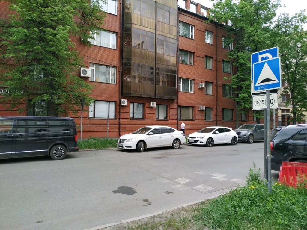 Bina, site yönetimi Медик-5, Kazan, foto