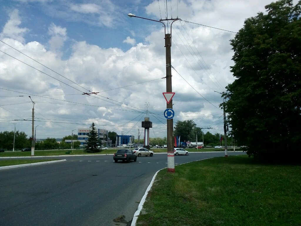 Dekorasyon ve süsleme, onur panosu Стела с часами, Saransk, foto