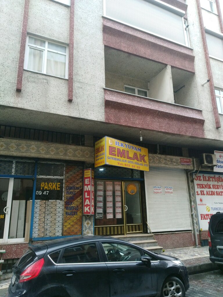Emlak ofisi İlk Yuvam Emlak, İstanbul, foto