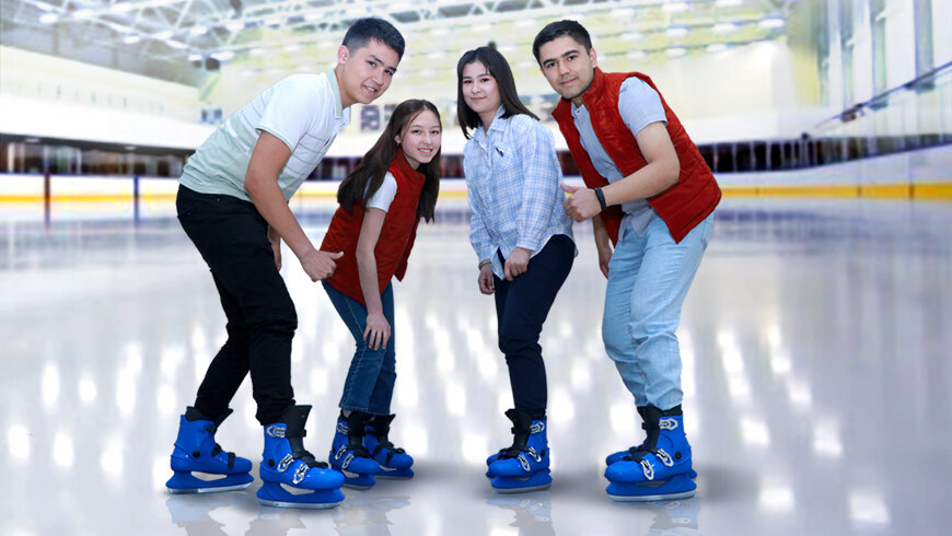 Buz pateni pistleri Ice Rink, Taşkent, foto