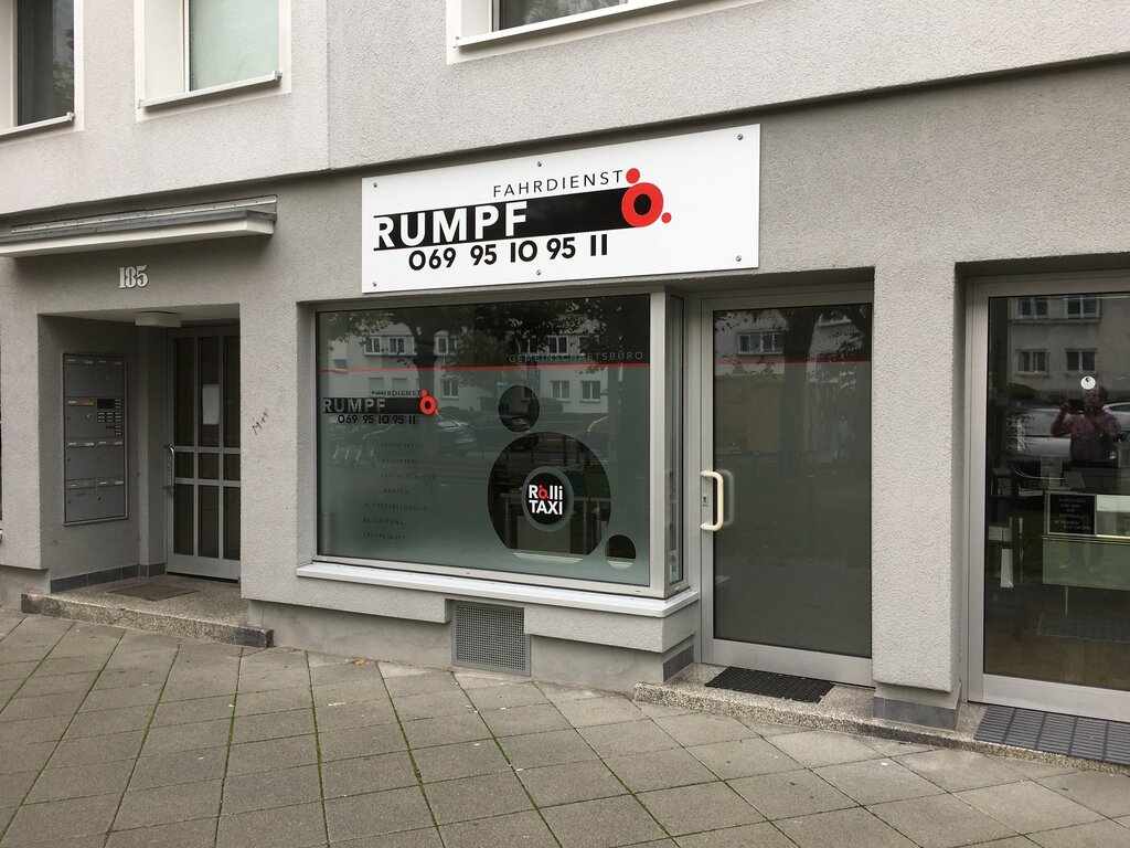 Aile sağlığı merkezi Fahrdienst Rumpf, Frankfurt am Main, foto
