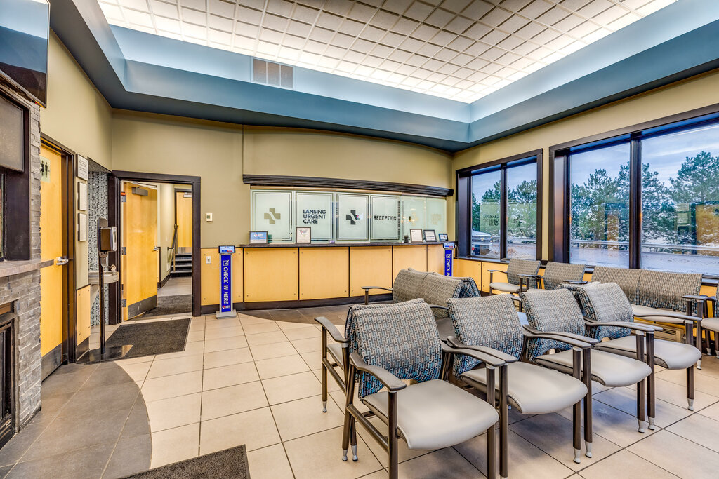 Özel muayenehaneler Lansing Urgent Care - Frandor, Michigan Eyaleti, foto