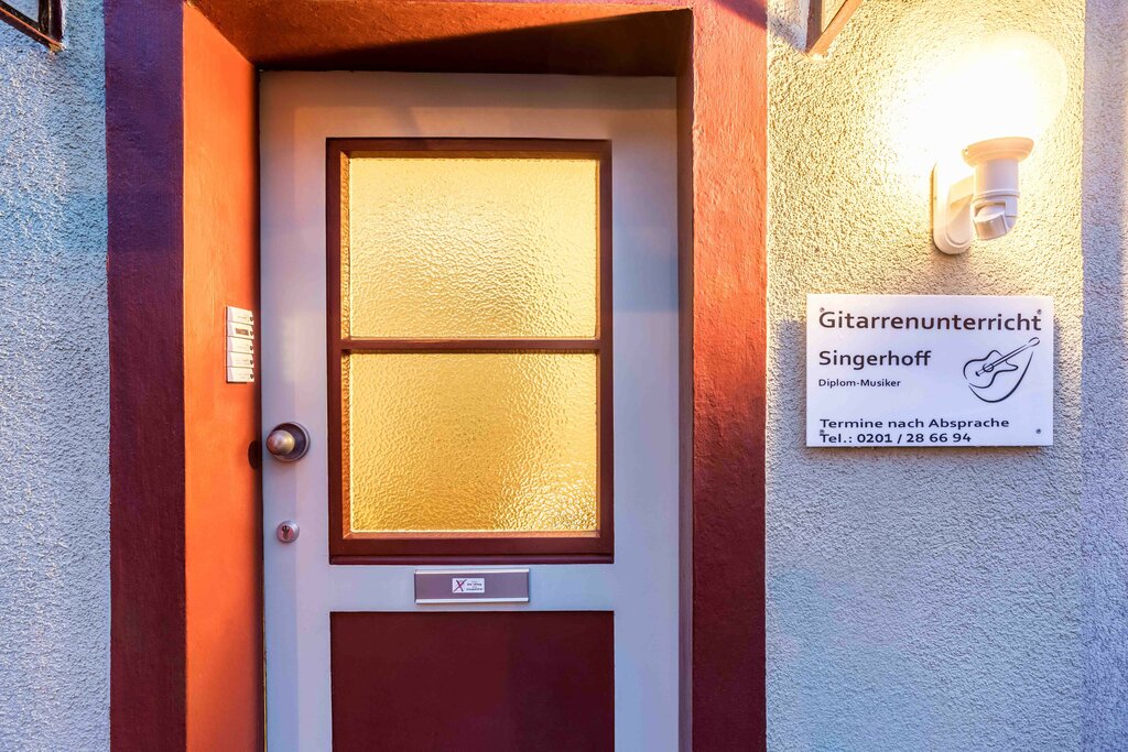 Müzik okulları ve konservatuarlar Gitarrenunterricht Diplom-Musiker Magnus Singerhoff Essen, Essen, foto