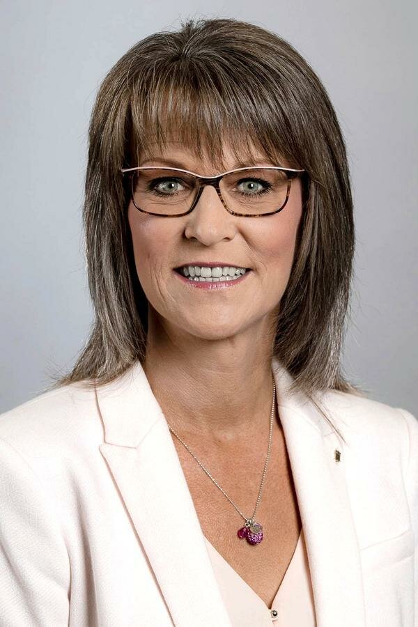 Yatırım fonu firmaları Edward Jones, Regina, foto