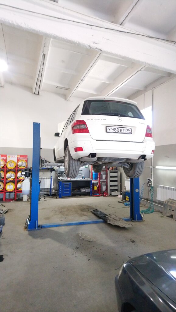 Otomobil servisi Avant, Asbest, foto