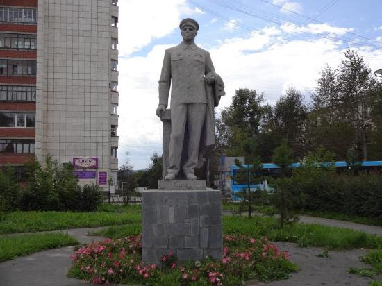 Anıt, heykel Железнодорожнику-стрелочнику, Yekaterinburg, foto