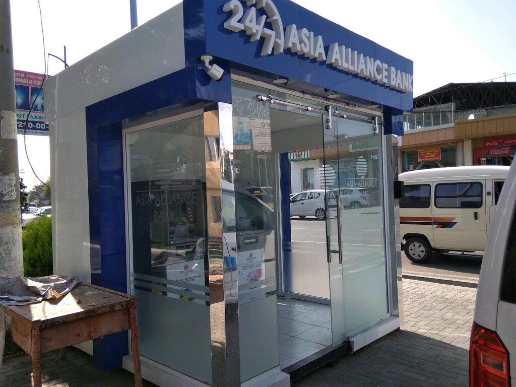 ATM'ler Asia Alliance Bank, Semerkant, foto