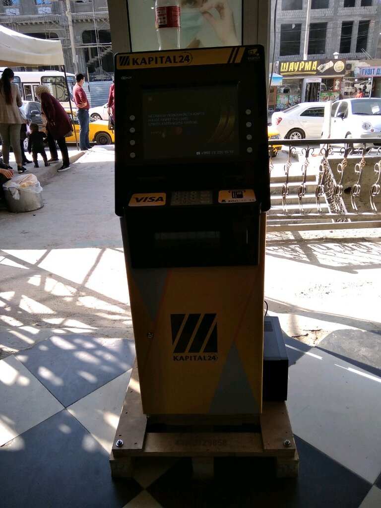 ATM'ler Kapitalbank, Semerkant, foto