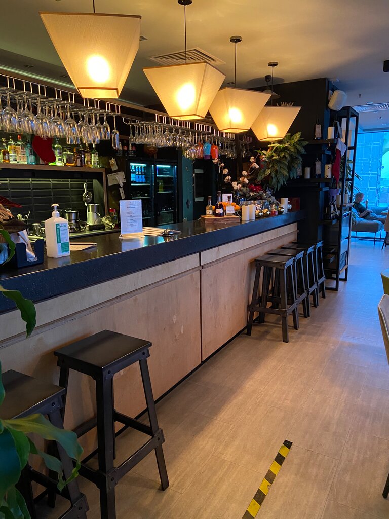 Restoran Hi Garden, Moskova, foto