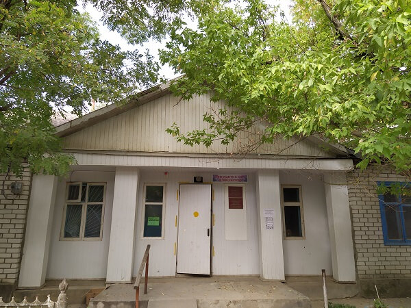 Kütüphaneler Detskaya biblioteka, Mbuk, Stavropolski krayı, foto