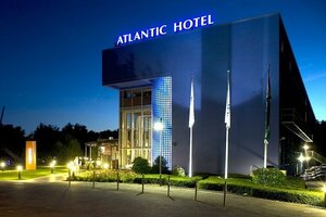 Atlantic Hotel Sail City (Bremen, Bremerhaven), otel  Bremerhaven'den