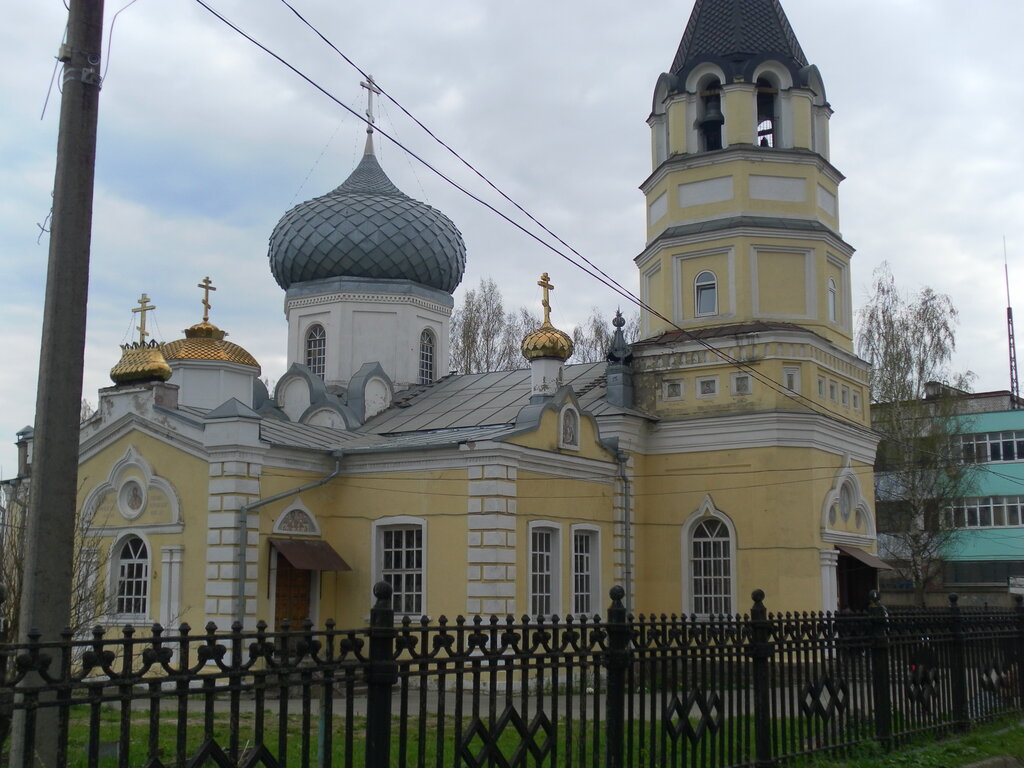 Ortodoks kiliseleri Church of St. Tikhon Zadonsky in Rybinsk, Rybinsk, foto