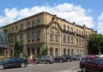 Traugutt male Gymnasium (vulica Mickievicha No:28), turistik yerler  Brest'ten