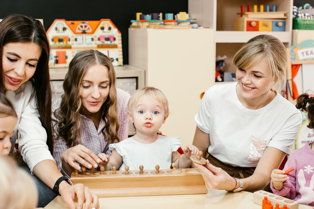 Çocuk gelişim merkezleri London Express Junior, Pyatigorsk, foto