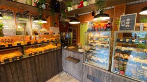 Mishka Bakery (Energetikov Avenue No:9к1), ekmek fırını  Saint‑Petersburg'dan