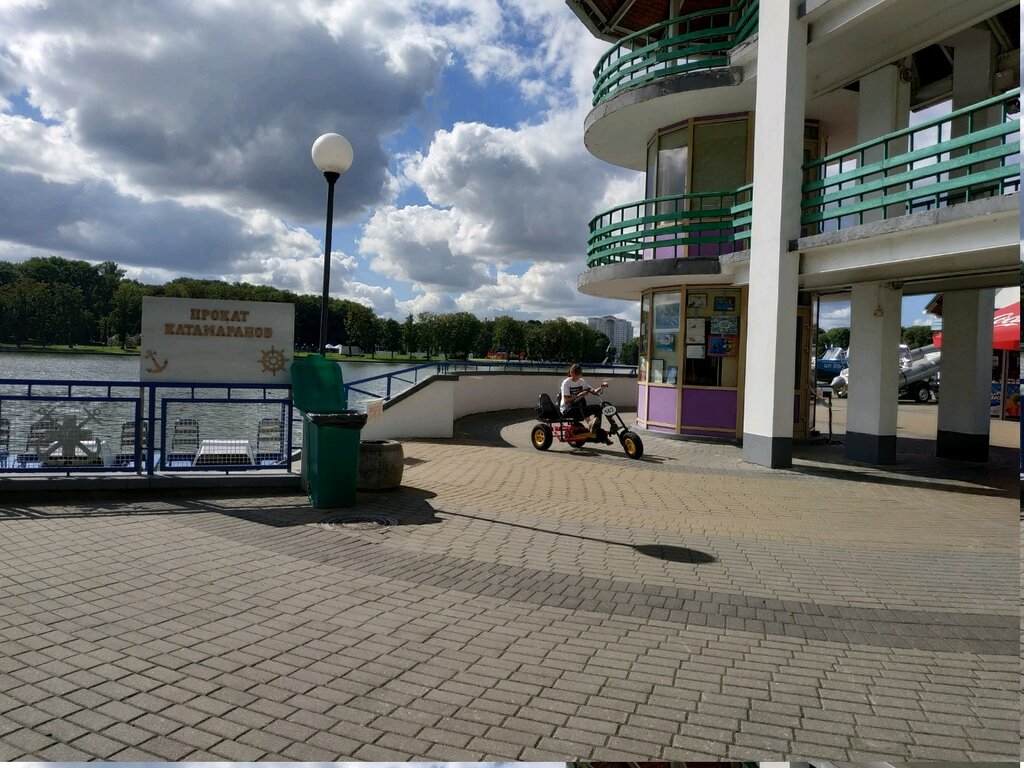 Kiralama noktası Прокат катамаранов, Minsk, foto