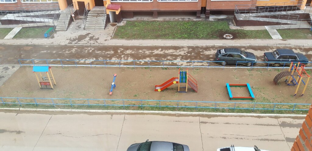 Oyun alanı Playground, Neftekamsk, foto