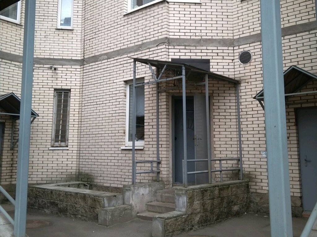 Bina, site yönetimi TSZh Shcherbakova 11, Saint‑Petersburg, foto
