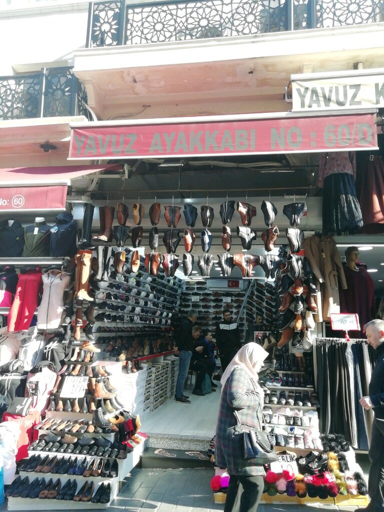 Ayakkabı mağazaları Yavuz Ayakkabı, İstanbul, foto