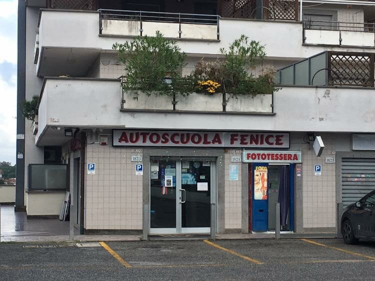 Sürücü kursları Autoscuola Fenice, Lazio, foto