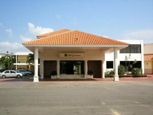 Avalon Discotec Hotel Las Caobas (Duarte), otel  Duarte İli'nden
