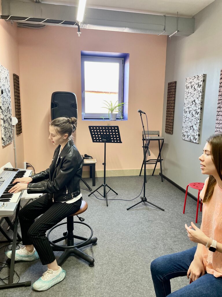 Müzik okulları ve konservatuarlar Melomania. MusicSpace, Buzuluk, foto