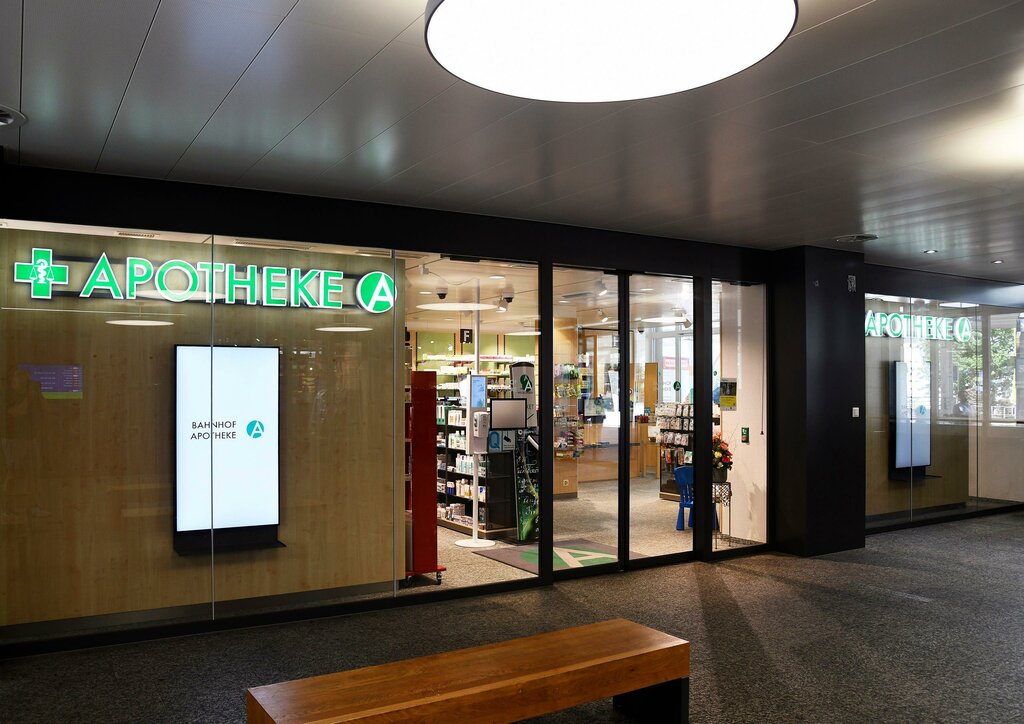 Eczaneler Bahnhof Apotheke, Interlaken, foto