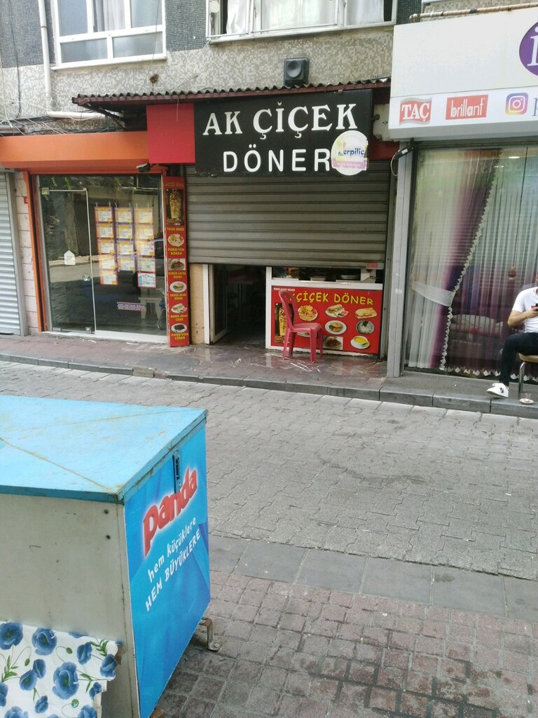 Fast food Ak Çiçek Döner, İstanbul, foto