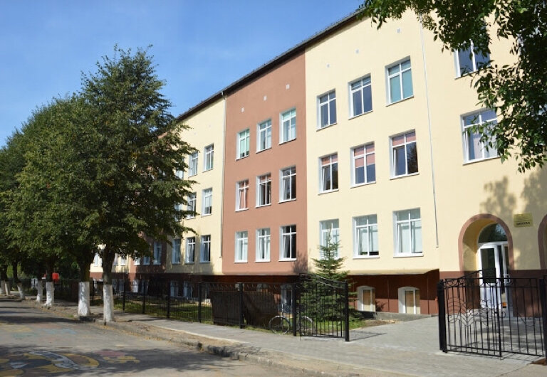 Ortaokul Nesterovskaya srednyaya obshcheobrazovatelnaya shkola, Nesterov, foto