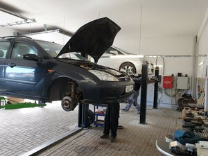 Profi-Service (vulica Lieninskaha Kamsamola No:57к89), otomobil servisi  Salihorsk'tan