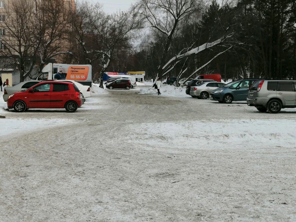 Otoparklar Парковка СберБанк, Barnaul, foto