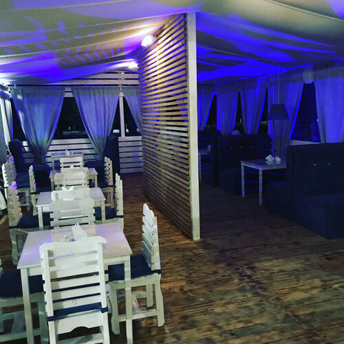 Kafe Park House, Malgobek, foto