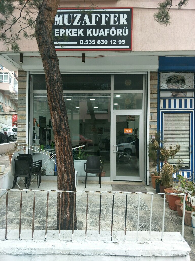Berberler Muzaffer Erkek Kuaförü, Ankara, foto