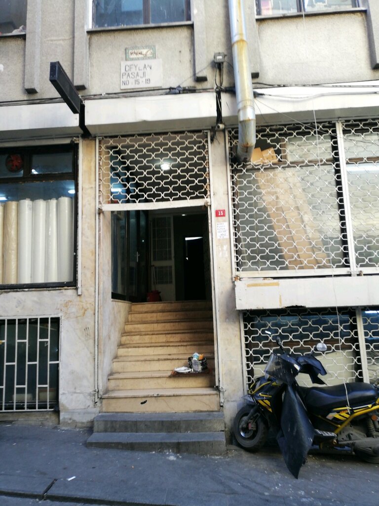 Sanayi kuruluşu Şoreş Ayakkabi, İstanbul, foto