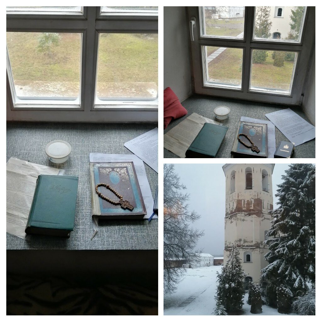 Ortodoks kiliseleri Chasovnya nadkladeznaya u Zelenetskogo Troitskogo monastyrya, Saint‑Petersburg ve Leningradskaya oblastı, foto