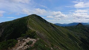 Chersky Peak (Irkutsk Region, Slyudyanskiy rayon, Utulikskoye munitsipalnoye obrazovaniye), dağ zirvesi  İrkutskaya oblastından