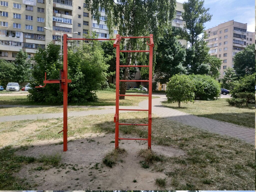 Spor alanı Спортплощадка, воркаут, Minsk, foto