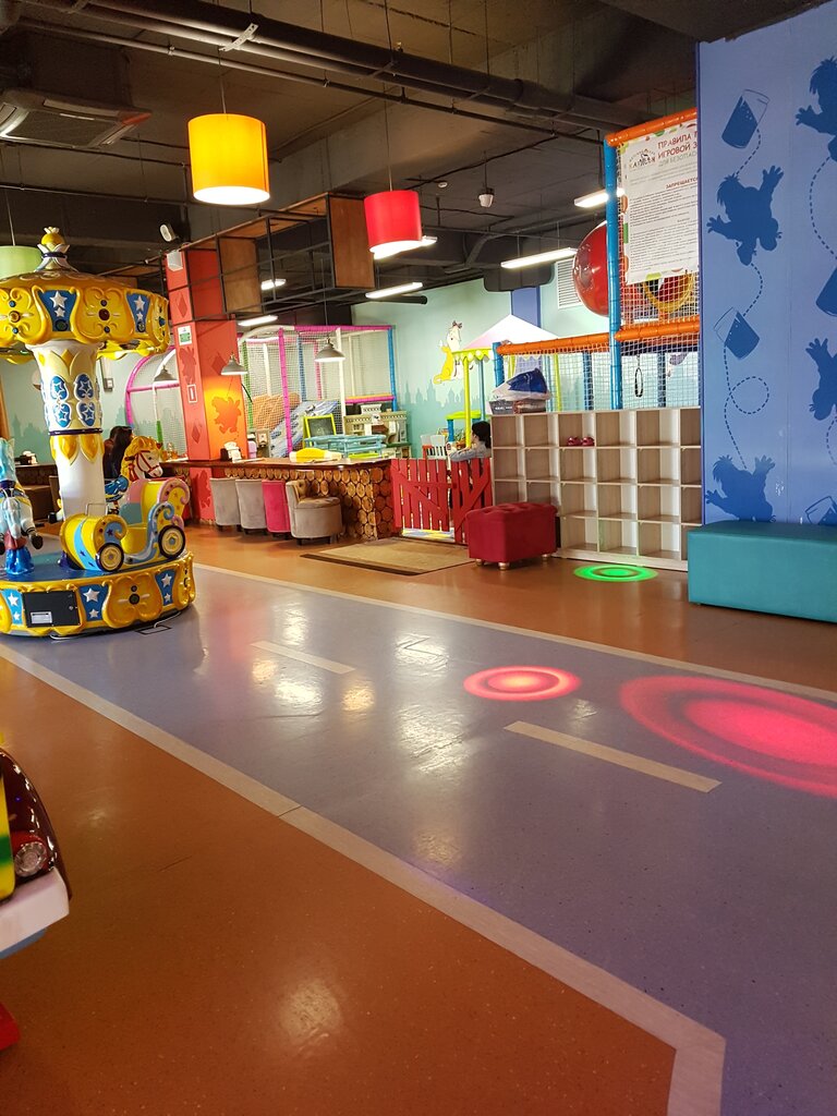 Kafe Детский клуб Карлсон, Kaspiysk, foto