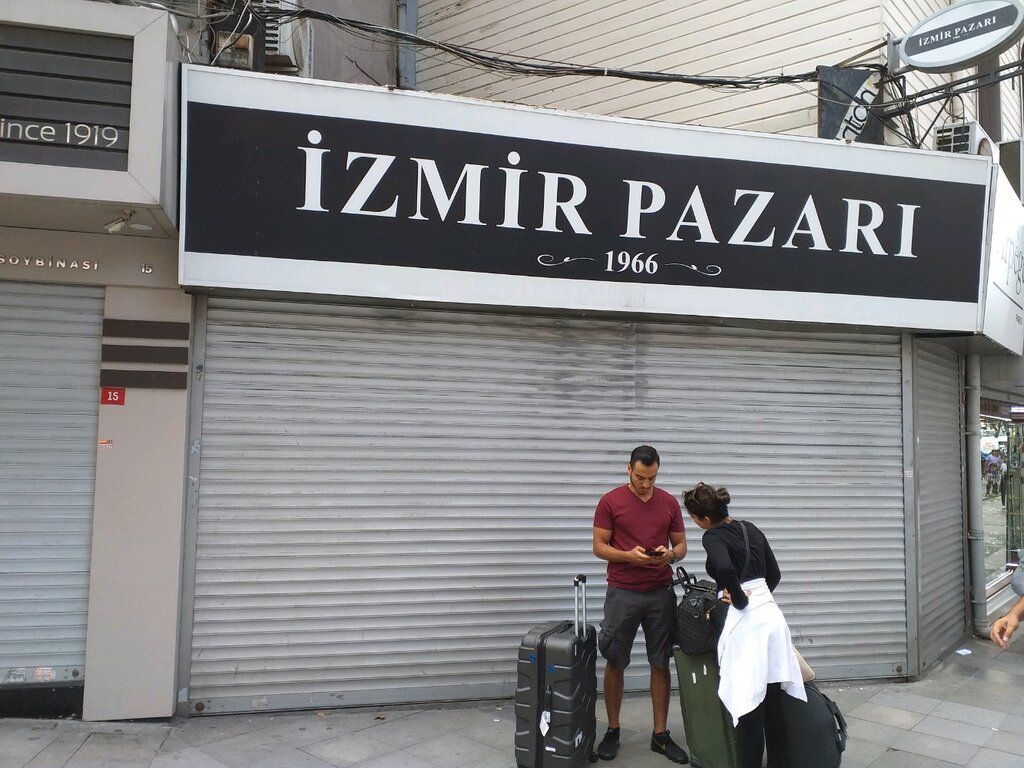 Optik İzmir Pazarı, İstanbul, foto