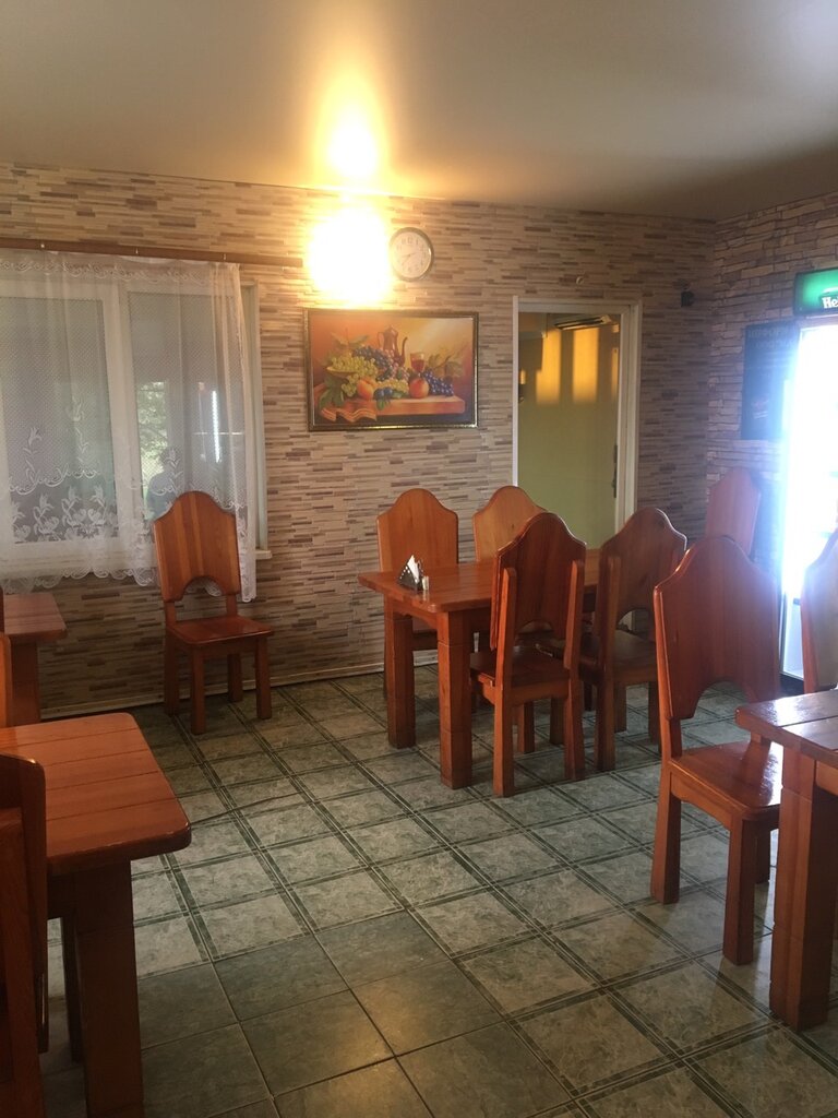 Kafe Ural M-5 1035km M-5, Samarskaya oblastı, foto