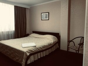 Altyn Adam (Sáken Seıfýllın kóshesi No:26, Astana), otel  Astana'dan