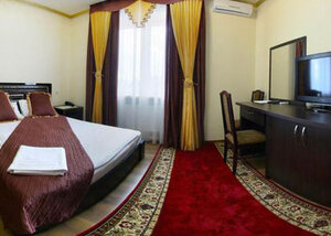 Gostevoy dom Mishel (Новоісаївський провулок No:4), otel  Harkiv'den