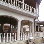 Piramida (Republic of Adygea, Takhtamukaysky District, Shapsugskoe Highway, 1), kaplama malzemeleri  Adıge Cumhuriyeti'nden
